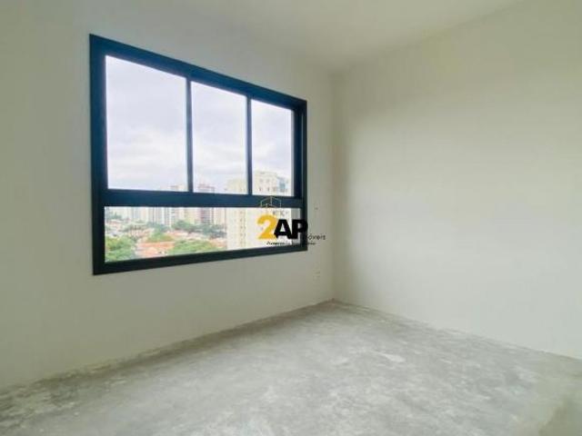 Apartamento studio no contra piso a venda no Campo Belo, 1 dormitório, 1 vaga com 28m²
