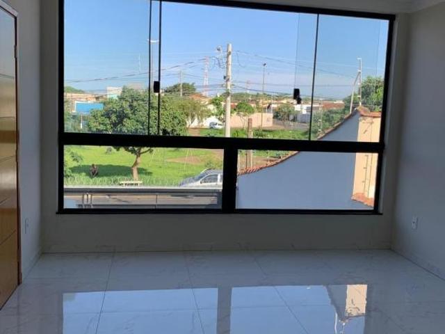 Apartamento superior no Jardim Noêmia RS 350.000,00