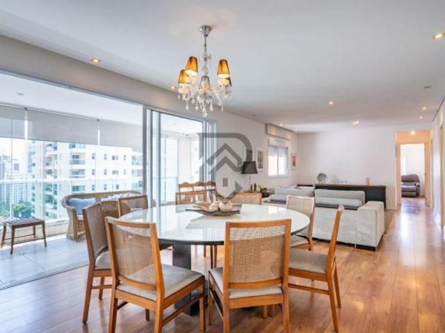 Apartamento Supremo Campo belo andar alto vista livre