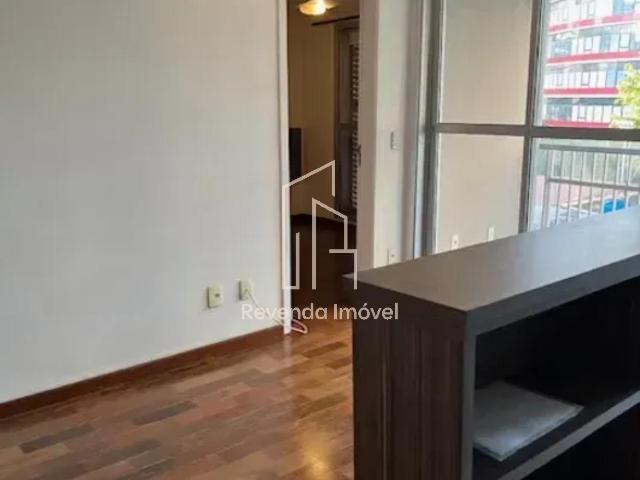 ApartamentoApartamento para locação na Vila Olímpia: moderno, seguro e funcional! Venha conhecer o Edifício Philip Glass, com 2 quartos, 2 banheiros, 1 vaga de garagem e 50m² de área. Aproveite a praticidade de morar em um dos bairros mais completos de SP