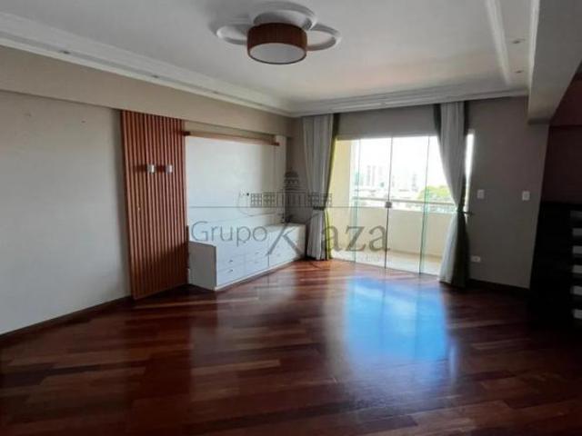 Apartamento/Cobertura Residencial