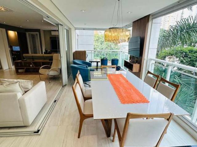 Apartamentocom 162 metros de área útil, para vda, em Vila Mariana