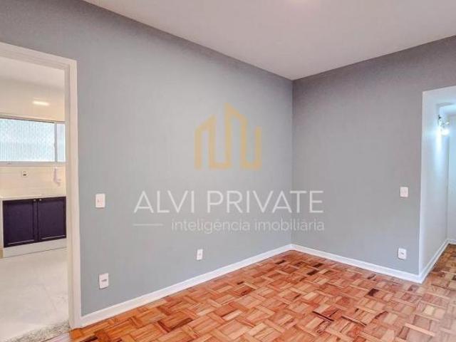 Apartamentode 53m² Reformado à Venda em Perdizes
