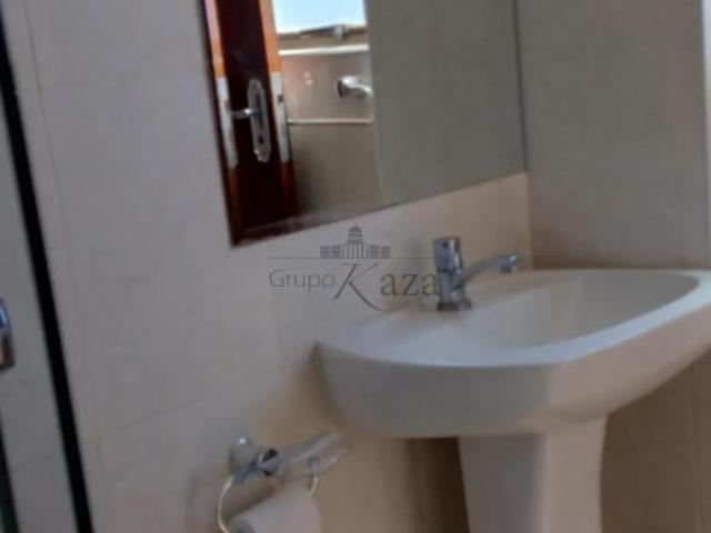 Apartamento/Padrão Residencial No bairro Jardim Satélite Lion