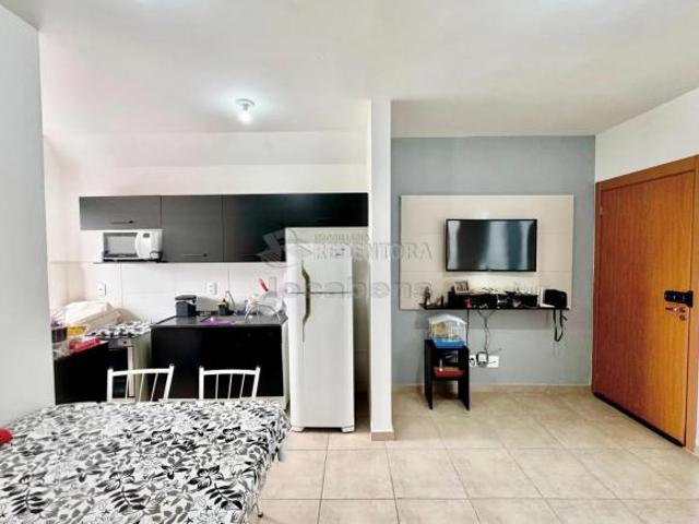 Apartamento/Padrão Residencial no Condomínio Vitta Villa do Campo