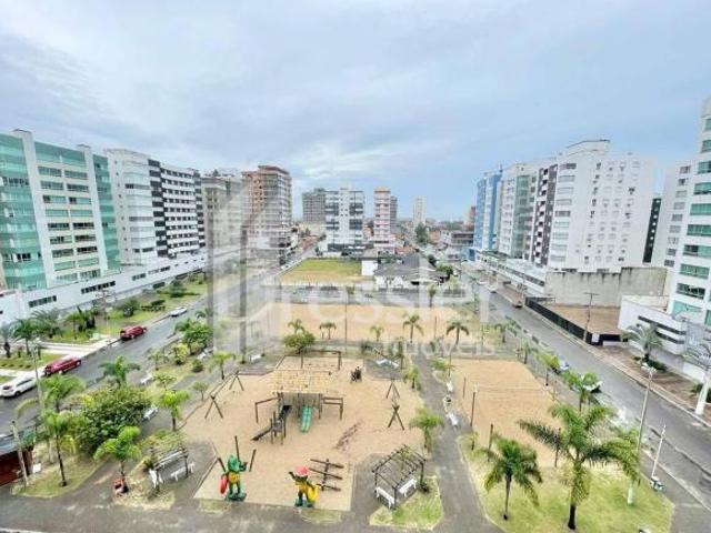 Apartamentos 3 dormitórios Zona Nova