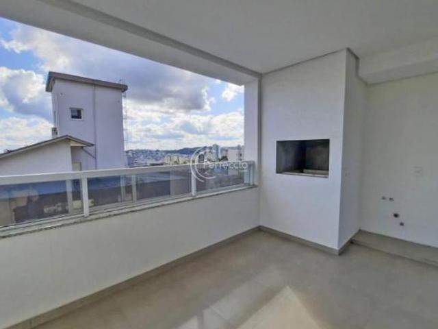 Apartamentos 3 dormitórios Centro