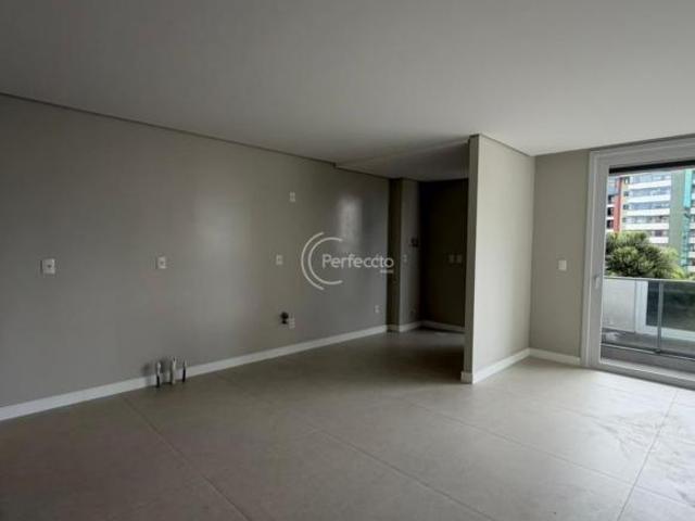 Apartamentos 2 dormitórios São Pelegrino