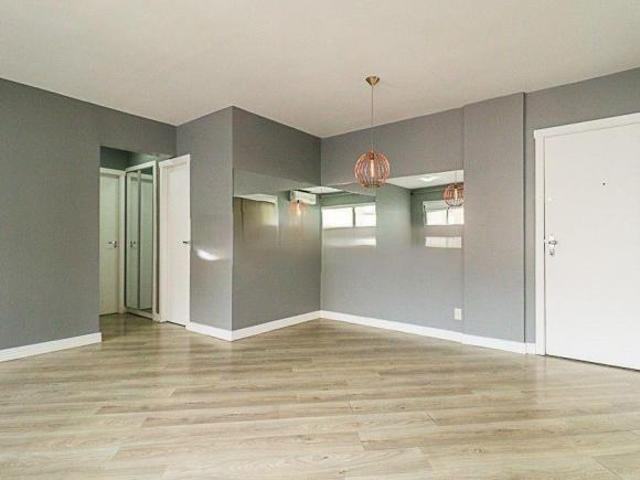 APARTAMENTOS 2 QUARTOS LIVING AMPLO SUITE, ANDAR ALTO, GARAGEM
