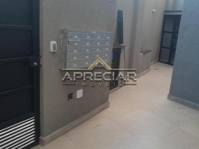 Apartamentos com ótima localização com 2 dormitórios, sala, cozinha, banheiro e área de serviço. Mar