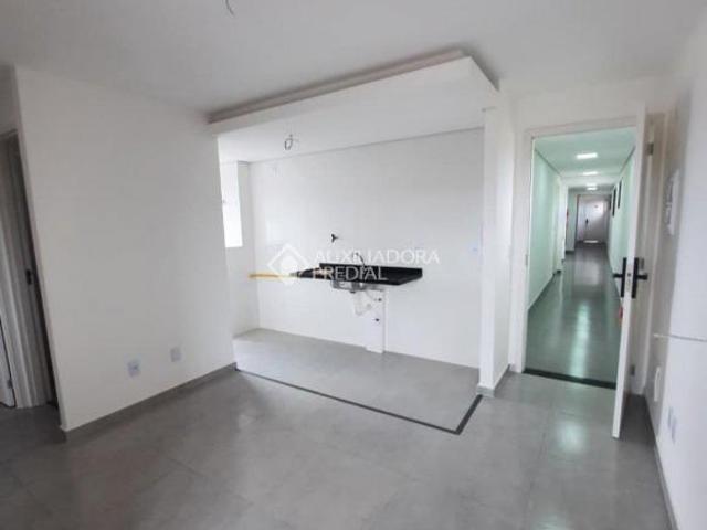 Apartamentos com Elevador, 02 quartos 01 suíte ambos com sacada, Aquecimento á gás, Vaga coberta