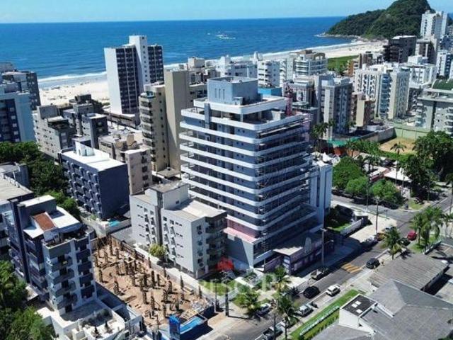Apartamentos com 03 suítes à venda em Caiobá