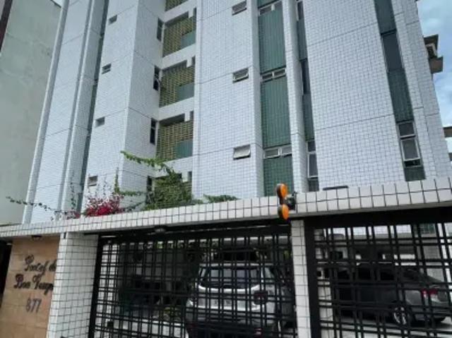 Apartamentos com 2 Quartos e 3 banheiros à Venda em Pina