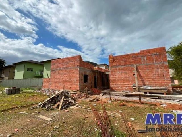 Apartamentos á venda em Ubatuba, em construção. Praia da Lagoinha. Parcelamento com construtor
