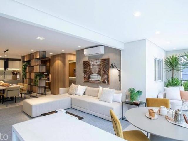 Apartamentos à venda em Vila Mariana, São Paulo | 3 quartos com 128 m²