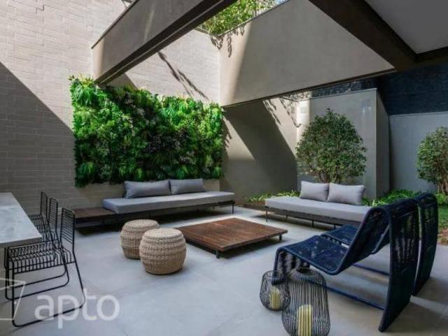 Apartamentos à venda em Vila Nova Conceição, São Paulo | 3 quartos com 140 m²