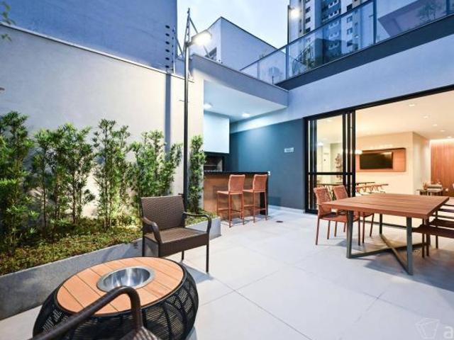Apartamentos à venda em Vila Romana, São Paulo | 3 quartos com 151 m²