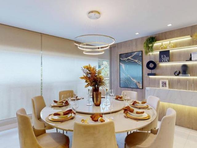 Apartamentos à venda em Aclimação, São Paulo | 2 quartos com 108 m²