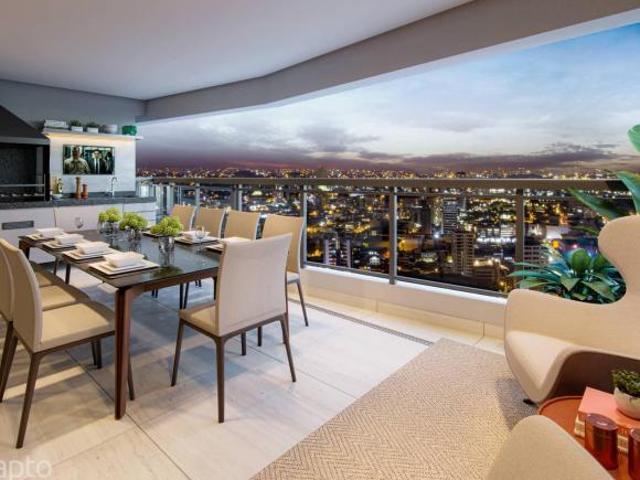 Apartamentos à venda em Aclimação, São Paulo | 4 quartos com 144 m²
