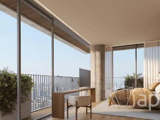 Apartamentos à venda em Alto de Pinheiros, São Paulo | 4 quartos com 205 m²