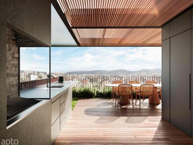 Apartamentos à venda em Auxiliadora, Porto Alegre | 3 quartos com 179 m²