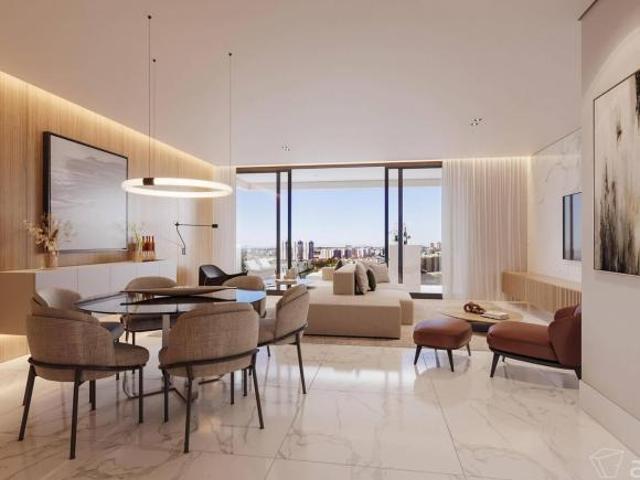 Apartamentos à venda em Batel, Curitiba | 2 quartos com 165 m²