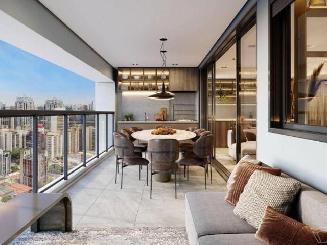 Apartamentos à venda em Brooklin, São Paulo | 3 quartos com 187 m²