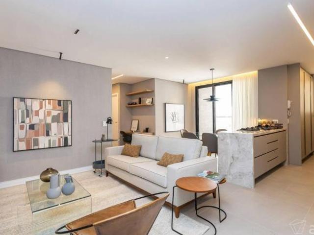 Apartamentos à venda em Cabral, Curitiba | 3 quartos com 94 m²