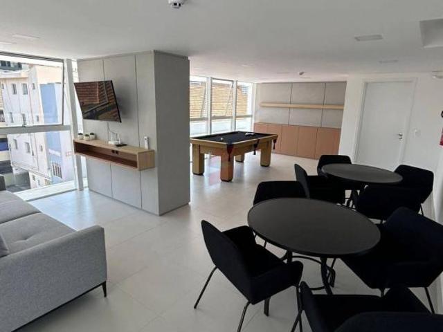 Apartamentos à venda em Centro, Curitiba | 1 quarto com 19 m²