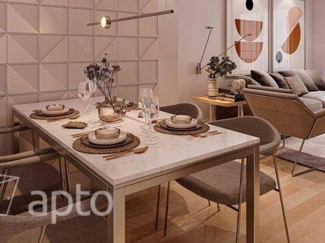 Apartamentos à venda em Centro, Curitiba | 2 quartos com 53 m²