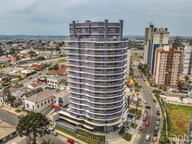 Apartamentos à venda em Cristo Rei, Curitiba | 3 quartos com 155 m²