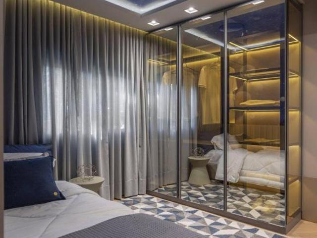 Apartamentos à venda em Higienópolis, Porto Alegre | 2 quartos com 68 m²