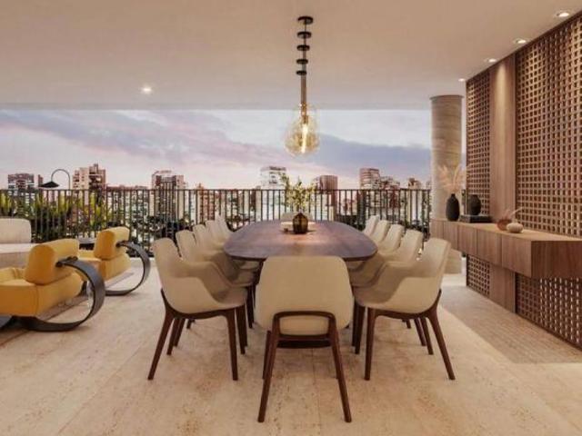 Apartamentos à venda em Itaim Bibi, São Paulo | 3 quartos com 243 m²