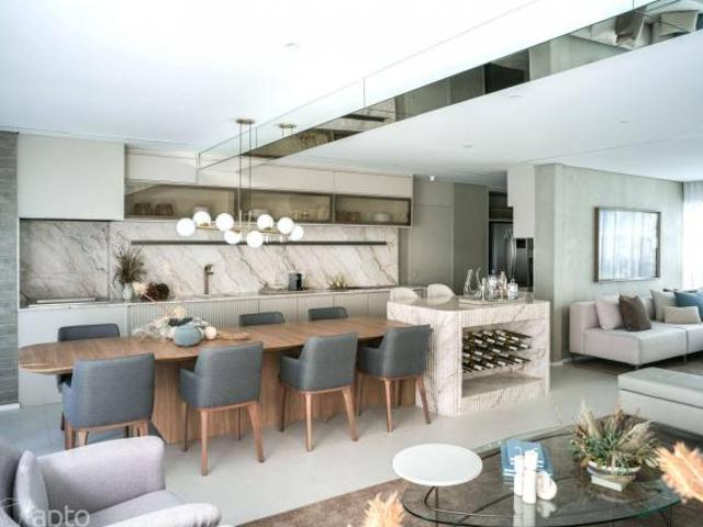 Apartamentos à venda em Moema, São Paulo | 4 quartos com 290 m²
