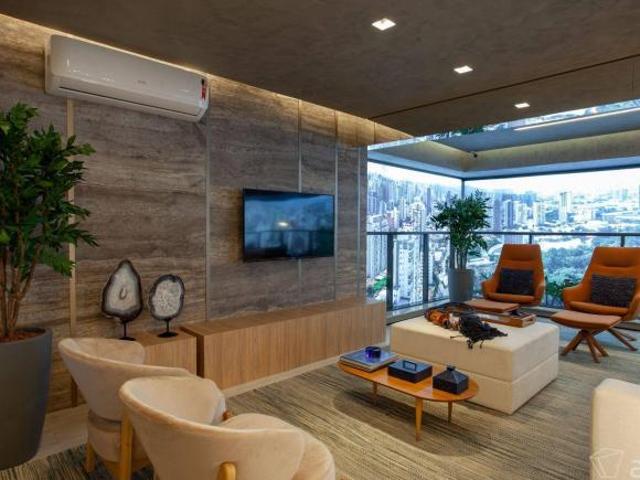 Apartamentos à venda em Perdizes, São Paulo | 3 quartos com 171 m²