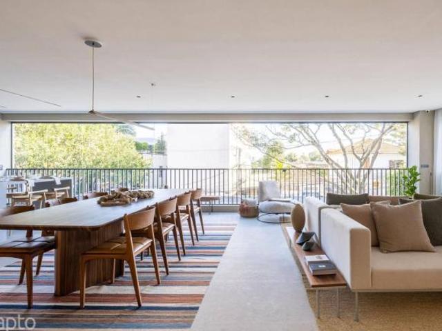 Apartamentos à venda em Pinheiros, São Paulo | 3 quartos com 371 m²
