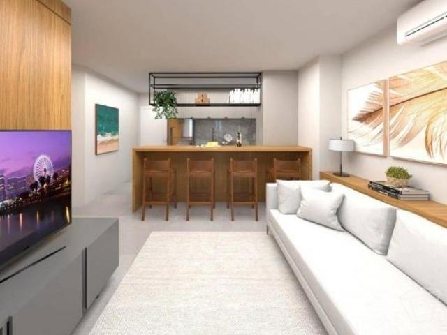 Apartamentos à venda em Rio Branco, Porto Alegre | 2 quartos com 75 m²