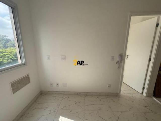 Apartamentos de 24 m² em Condomínio de Luxo no Paraíso do Morumbi, São Paulo SP: 2 quartos, portaria