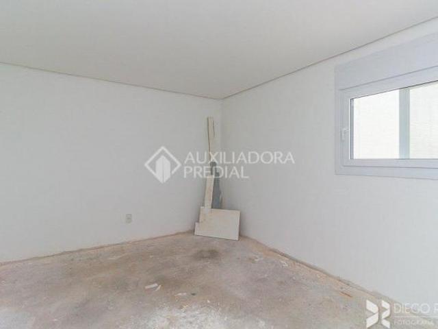 Apartamentos de alto luxo em frente ao Guaiba