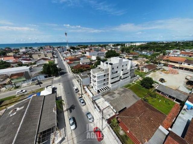 Apartamentos e coberturas em Praia de Leste
