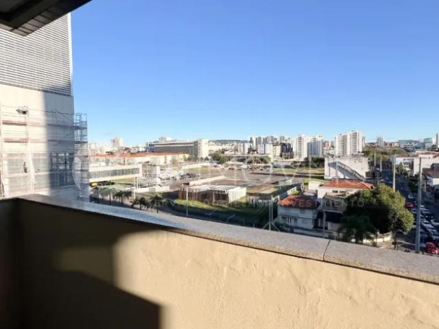 Apartamentos em Porto Alegre, no bairro Passo da Areia, à venda