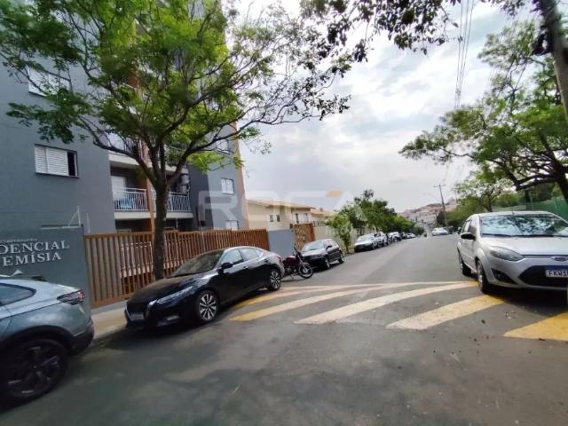 Apartamentos Padrão em Azulville I, São Carlos 2 dormitórios, 1 suíte, garagem