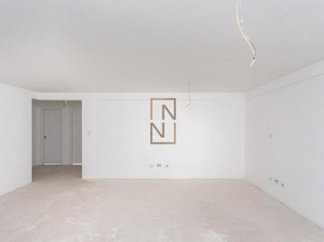 Apartamendo com 4 quartos no Agua Verde!