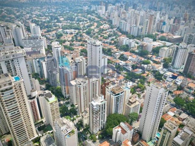 Apartameanto 4 suítes em Higienópolis / 4 vagas de garagem