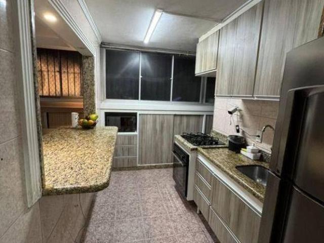 APARTAMNETO PRONTO PARA MORAR. LOCALIZAÇÃO PREVILEGIADA