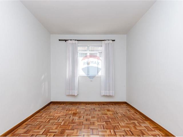 Apartemento 3 quartos com suíte, reformado e com planejados no Cascatinha, Juiz de Fora/MG