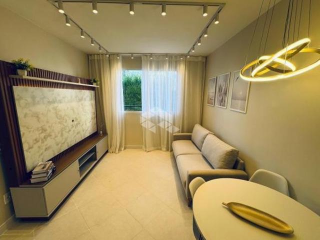 Apartemento de dois dormitórios todo reformado em Novo Hqmburgo