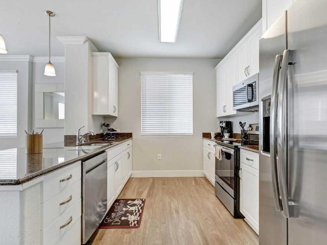 Apex Mission Valley 2 Bedroom Apartment for Rent at 7084 Friars Rd, San Diego, CA 92108 Linda Vista