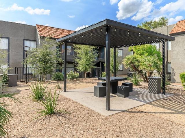 Apex on Central 1 Bedroom Apartment for Rent at 40 E Sunland Ave, Phoenix, AZ 85040