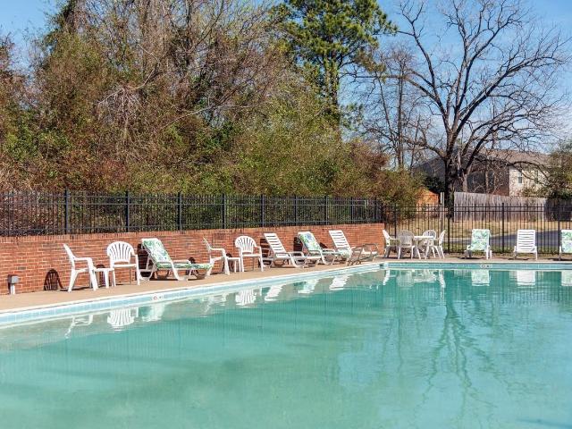 Apex at Ashton Green 2 Bedroom Apartment for Rent at 329 Boulder Dr, Newport News, VA 23608 Reservoir